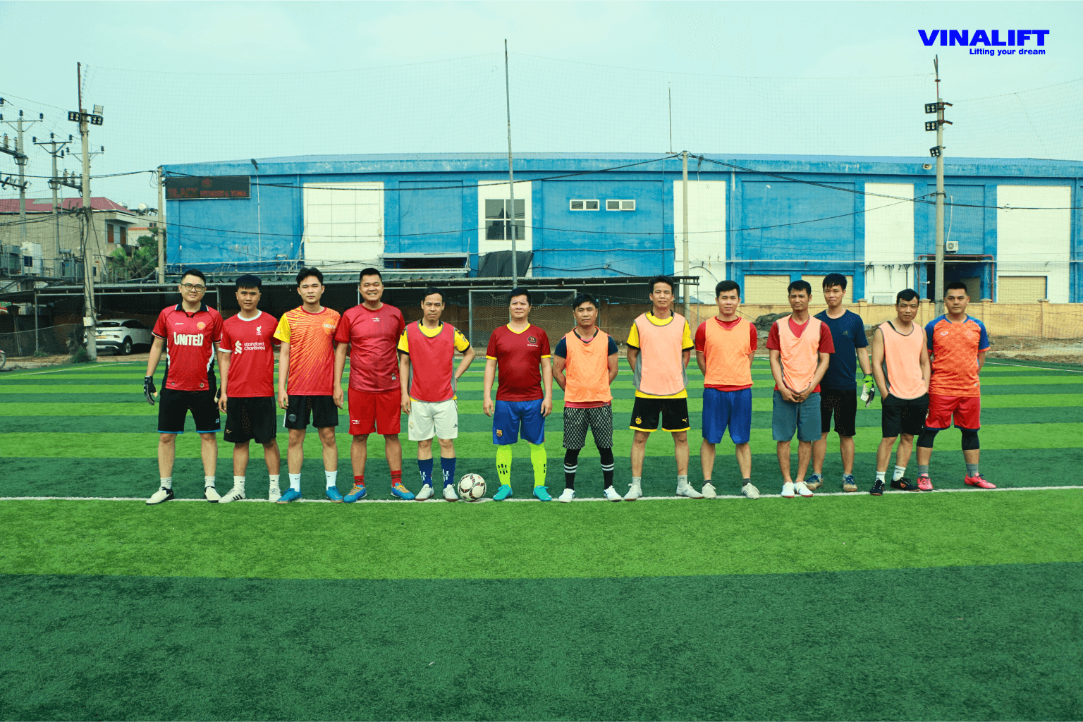 TOP 5 HÃNG TÀU LỚN NHẤT THẾ GIỚI 2025 - Vinalift